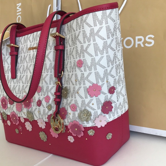 Michael Kors | Bags | Mk Carryall Toteshoulder Bagmedium | Poshmark